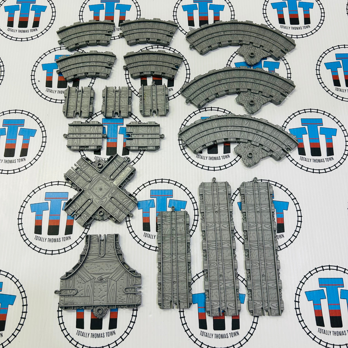 Straight, Curved and Crossings Track Pack Incomplete Used - Take n Pla – Totally Thomas Town