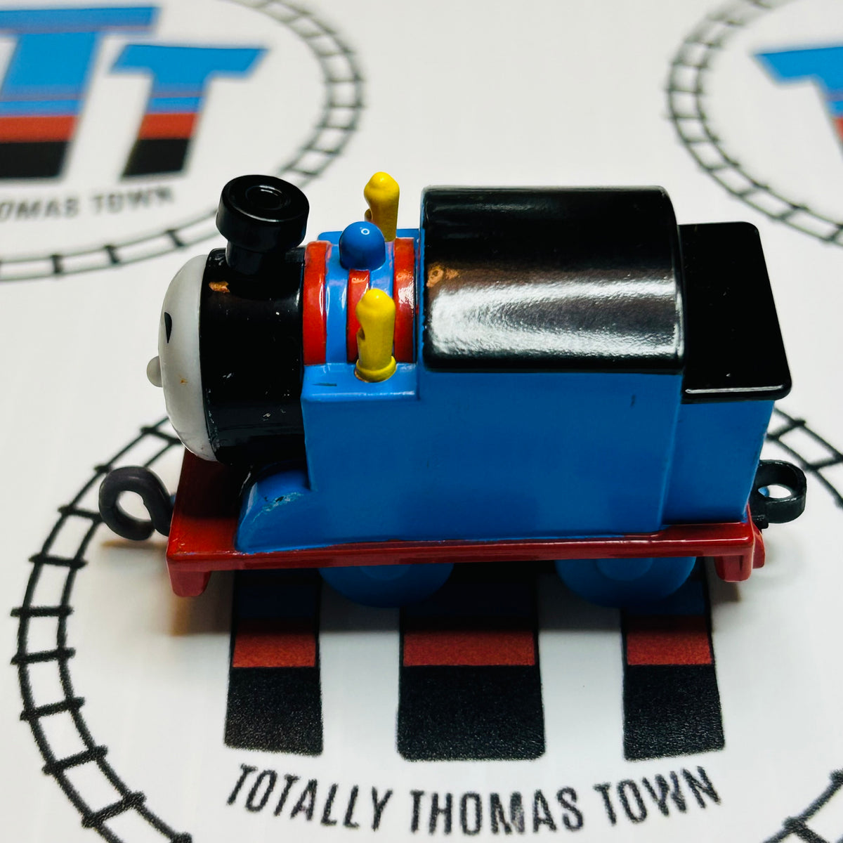 Thomas Worried No Stickers Capsule Plarail Pull Along “All Engines Go” – Totally Thomas Town