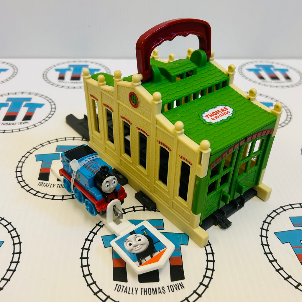 Thomas Connect and Go Tidmouth Shed Trackmaster Revolution - Excellent ...