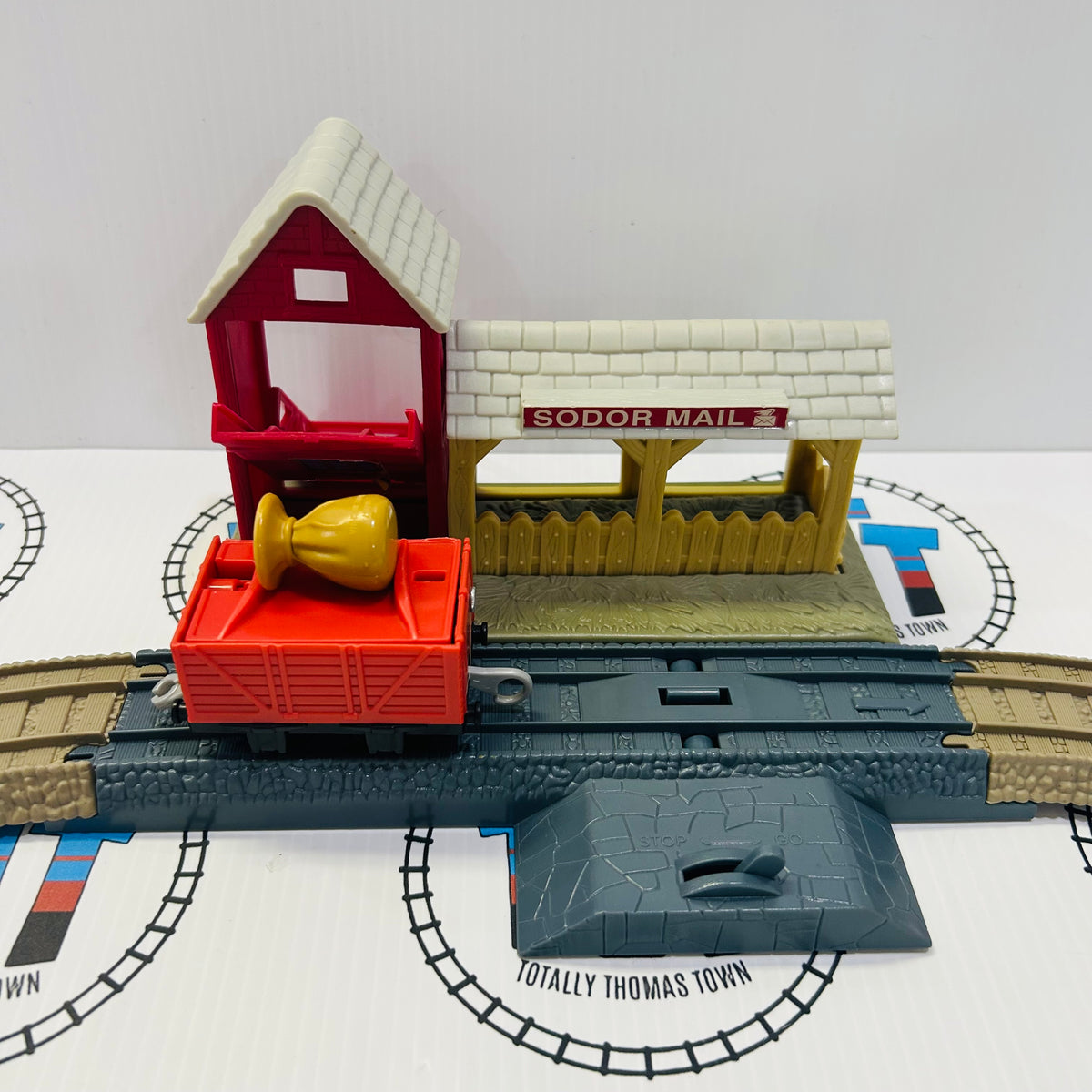 Sodor Mail Oval Set with Different Cargo Car Used - Trackmaster ...