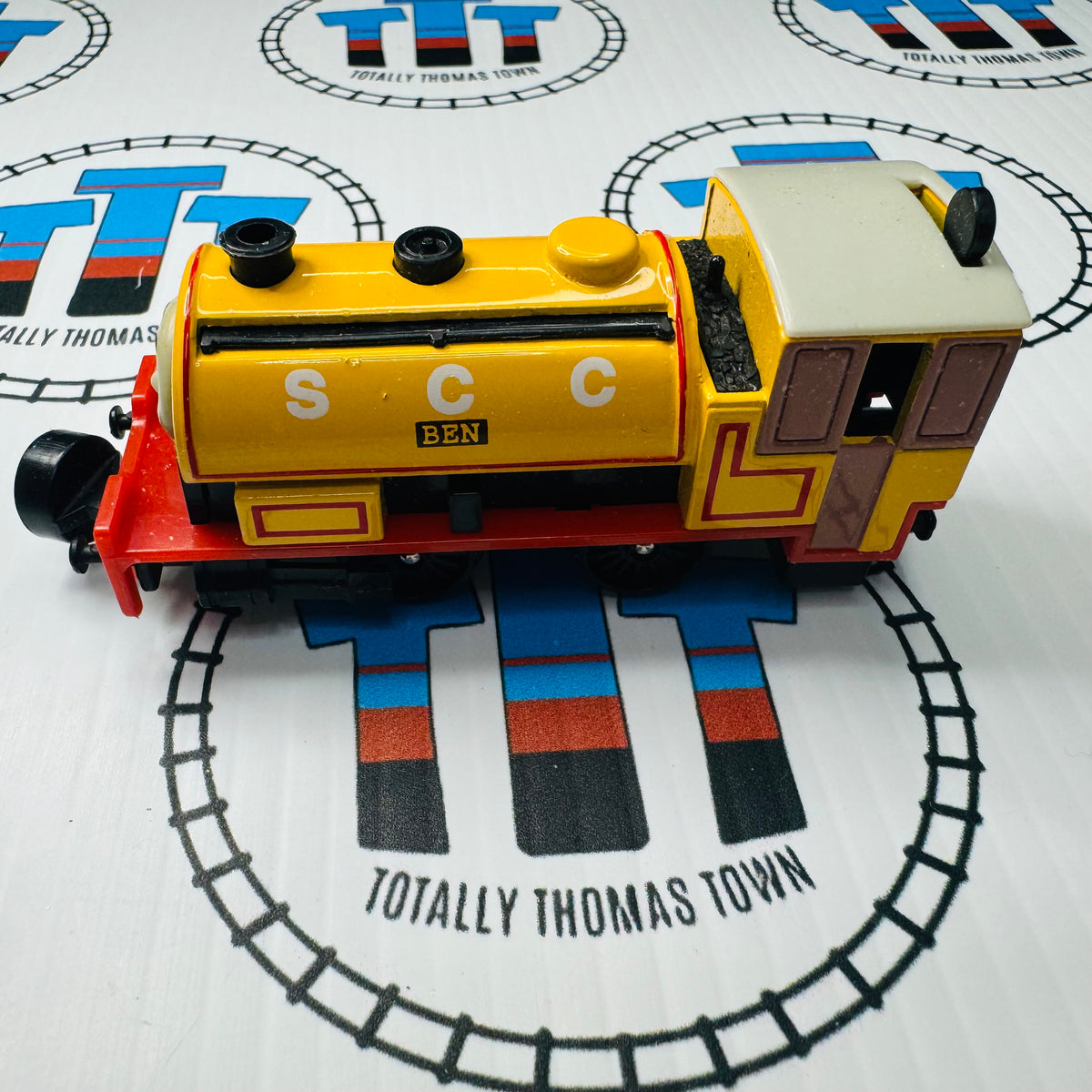 Ben (1993) Very Good Condition ERTL Gold Rail - Used – Totally Thomas Town