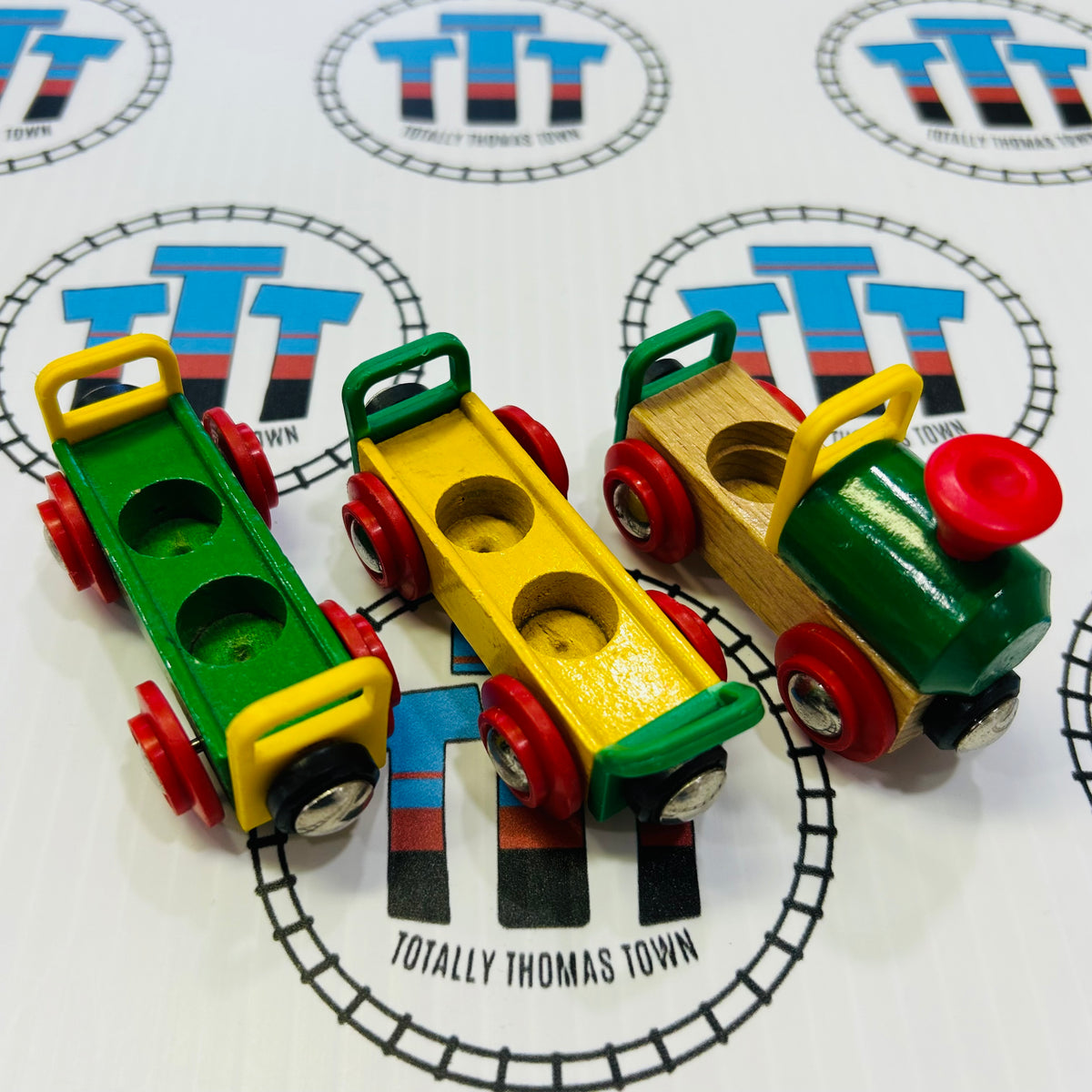 BRIO 33436 Vintage Circus Train (No Figures/Bent Car) - Used – Totally ...