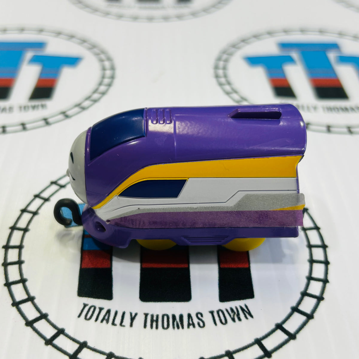 Kana Smiling Capsule Plarail Pull Along “All Engines Go” - New ...