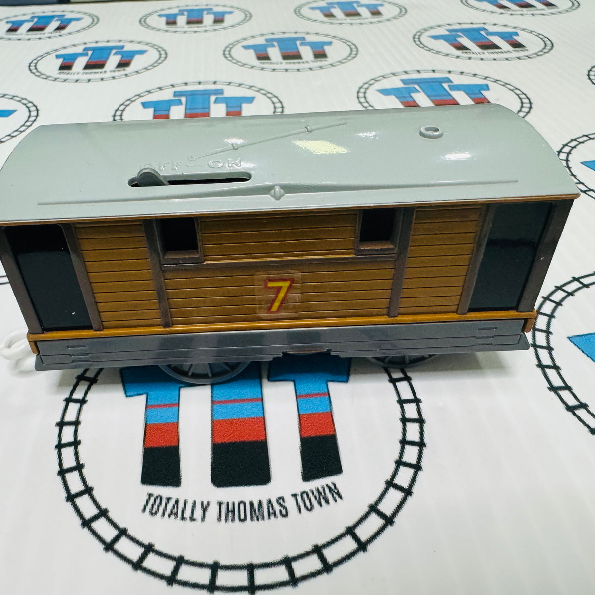Toby New no Box - TOMY – Totally Thomas Town