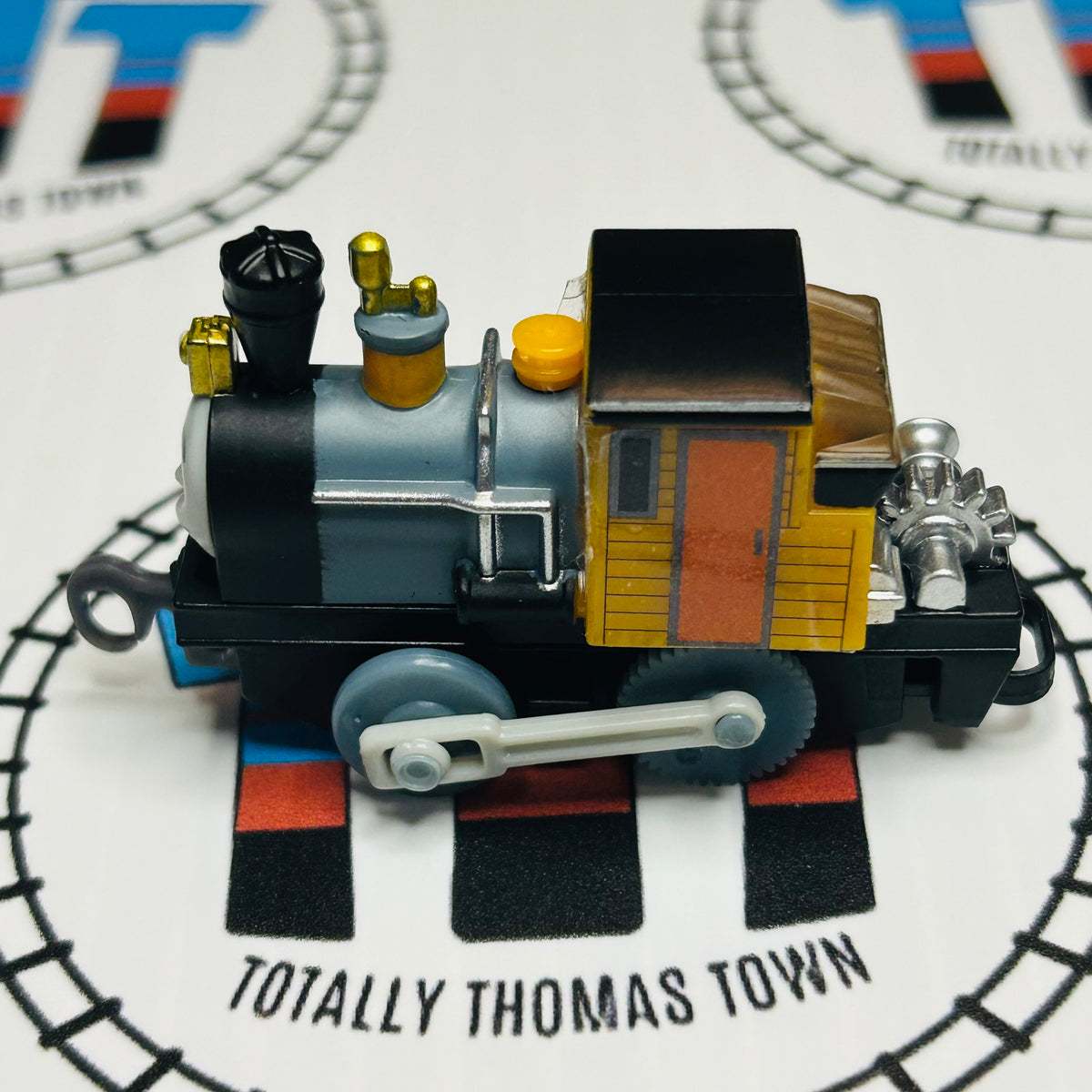 Bash Pull Along Capsule Plarail - Used – Totally Thomas Town