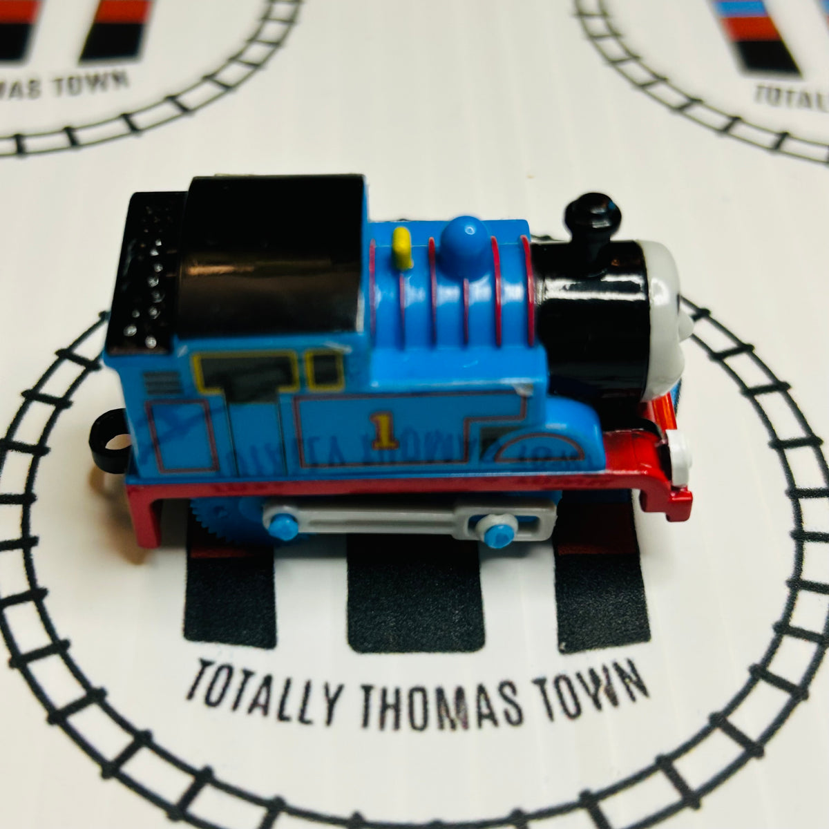 Surprised Thomas Newer Face Peeling/Missing Stickers Capsule Plarail W ...