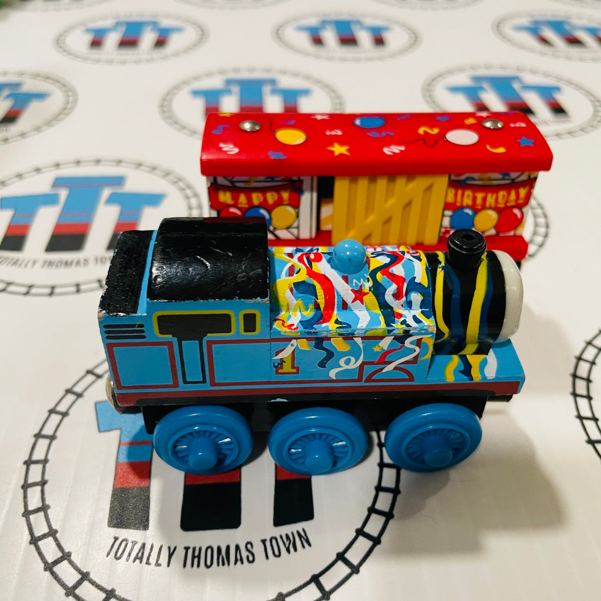 Happy Birthday Thomas & Box Car (Learning Curve) Wooden - Used ...