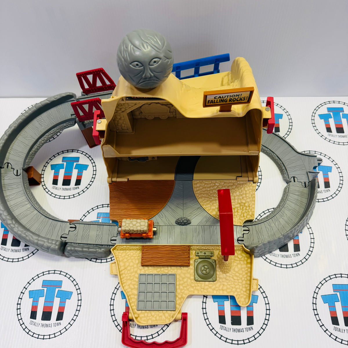 Center Island Quarry Portable Playset Complete with Boulder and Sounds ...