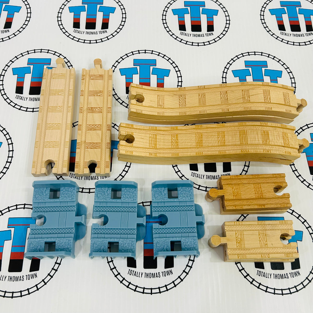 Build-It-Higher Riser Track Pack Thomas Brand Wooden - Used – Totally ...