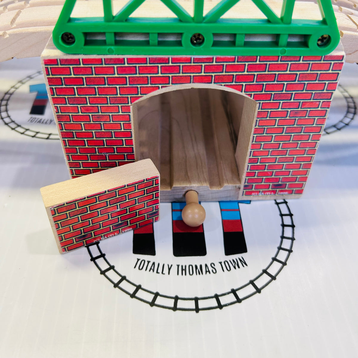 Henry's Tunnel with Wall & Track (2 Ascending Track not Clickity Clack ...