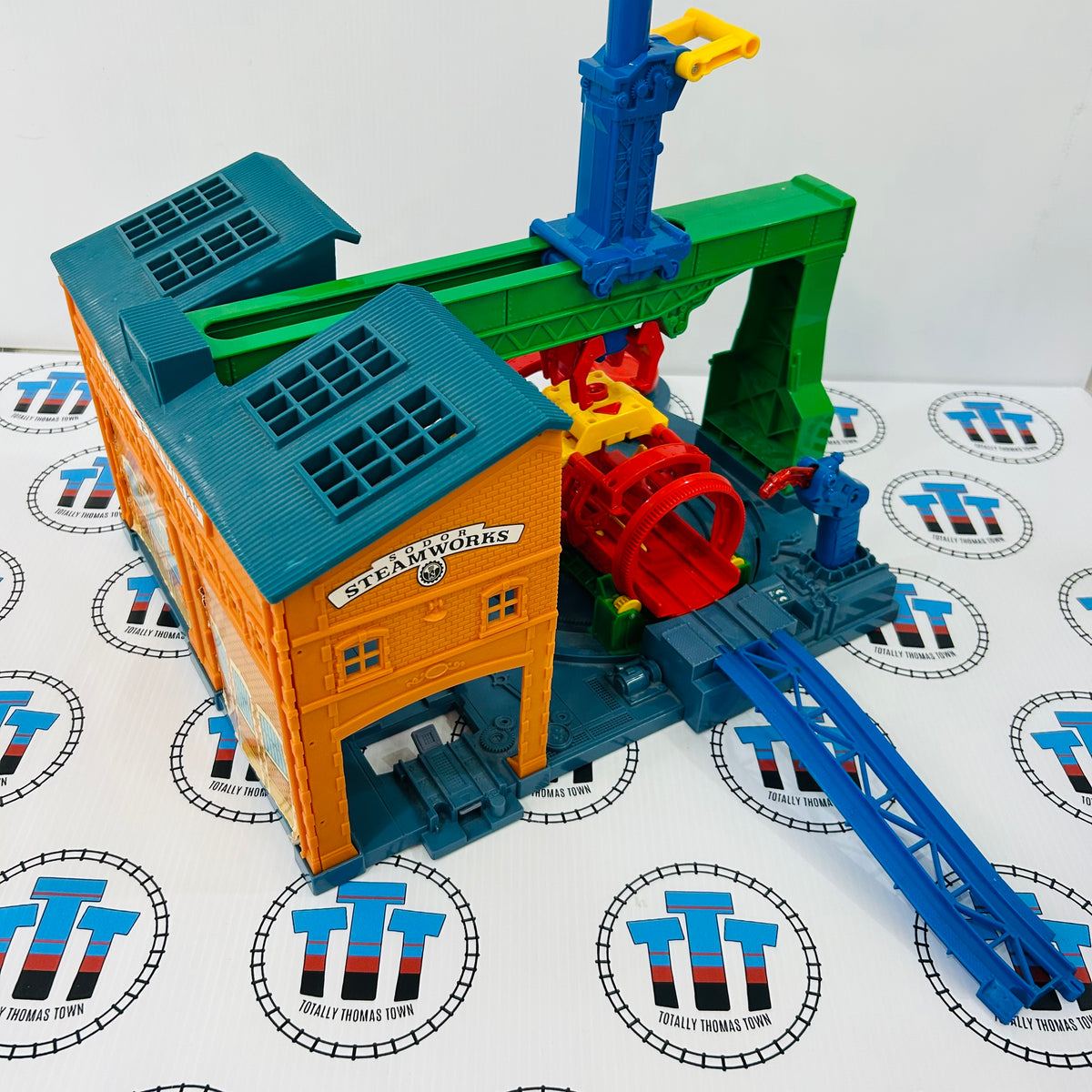 Spin & Fix Thomas Steamworks Set with Repair Gun Modified Track Used ...