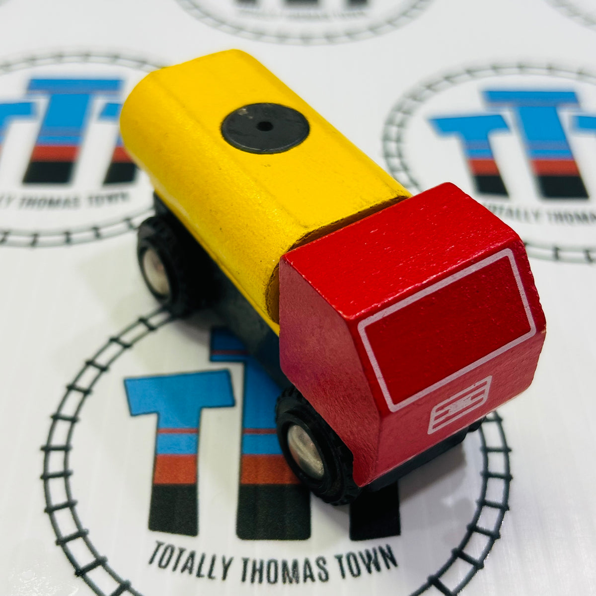 BRIO 33620 Vintage Tractor Trailer #2 Different Cargo - Used – Totally ...