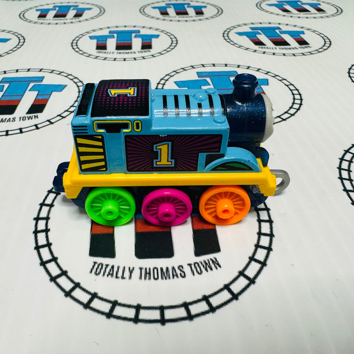 Neon Thomas (2020) Good Condition Used - Push Along – Totally Thomas Town