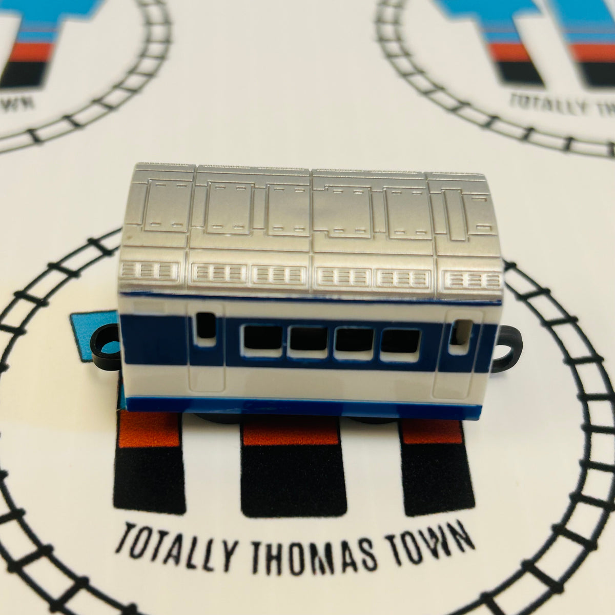 Blue & White Coach Pull Along Capsule Plarail - Used – Totally Thomas Town
