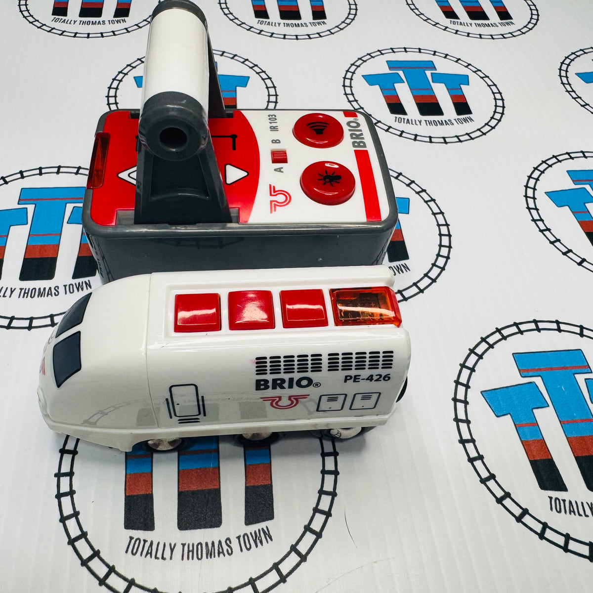 BRIO Remote Control Travel Train 33510 Wooden - Used – Totally Thomas Town