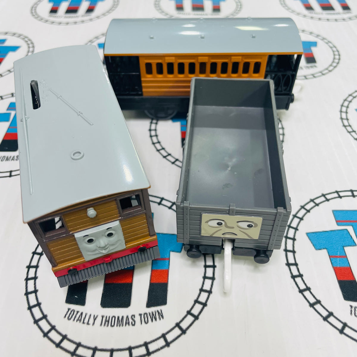 Toby, Henrietta and Troublesome Truck New no Box - TOMY – Totally ...