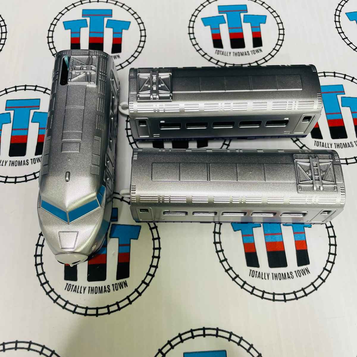 Kenji and Cars New in Box - TOMY – Totally Thomas Town