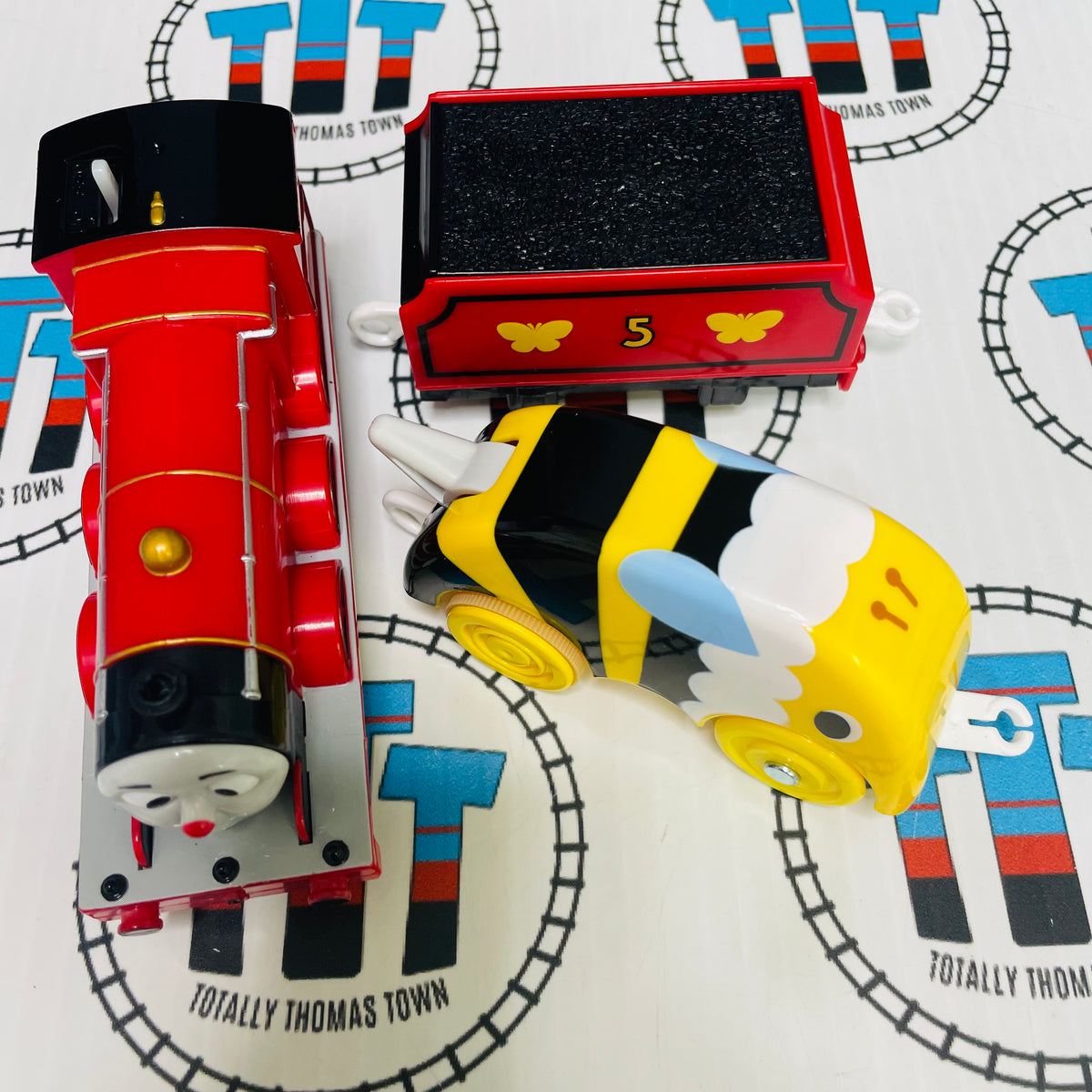 Busy as a Bee James and Tender with Bee with Moving Stinger New no Box ...