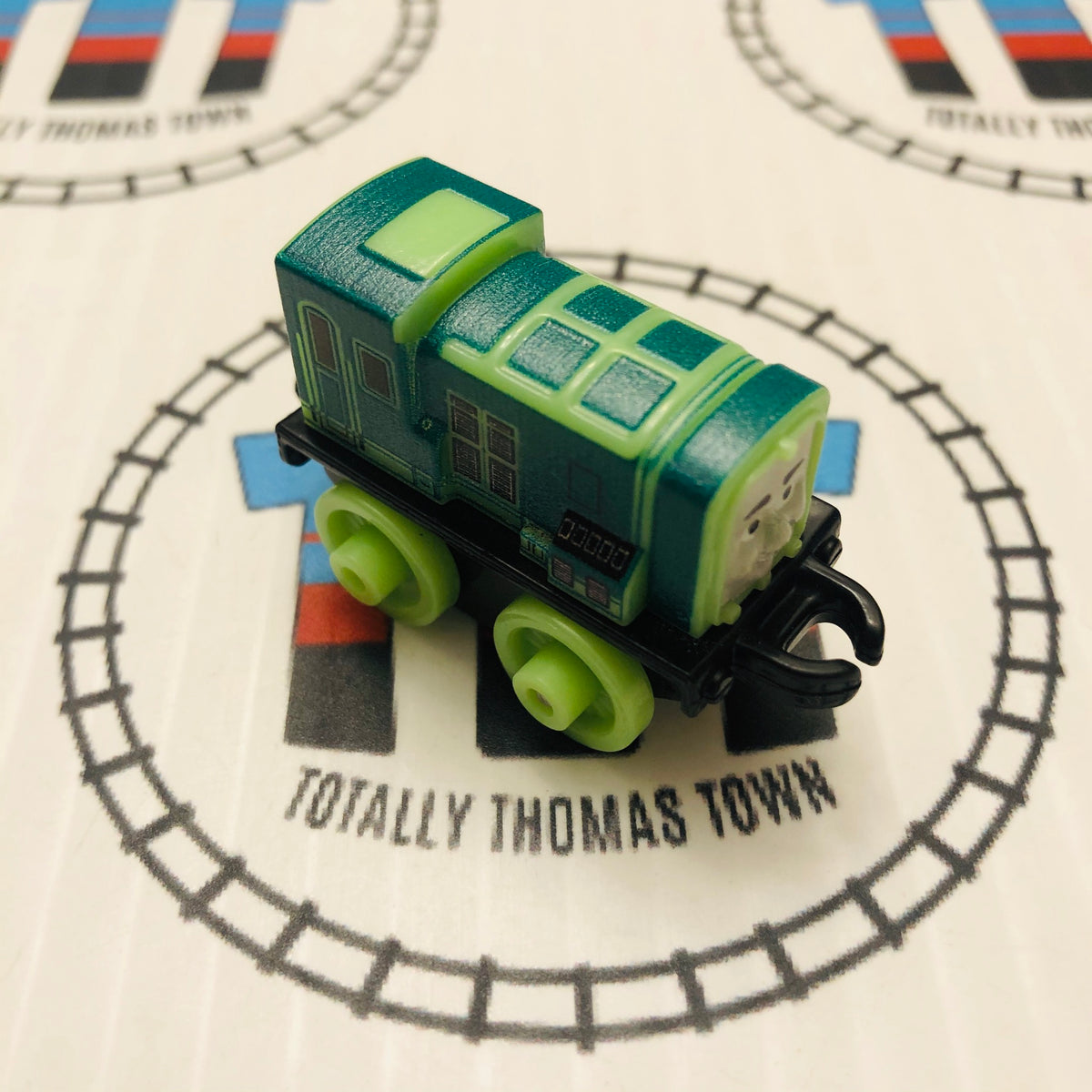 Glow in the Dark Paxton Used - Minis – Totally Thomas Town