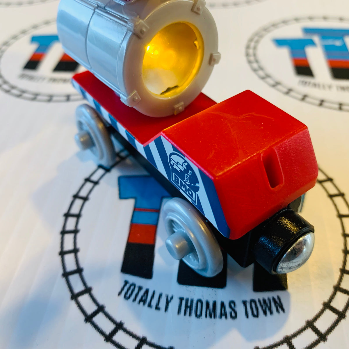 Searchlight Car (Mattel) Good Condition Wooden - Used – Totally Thomas Town